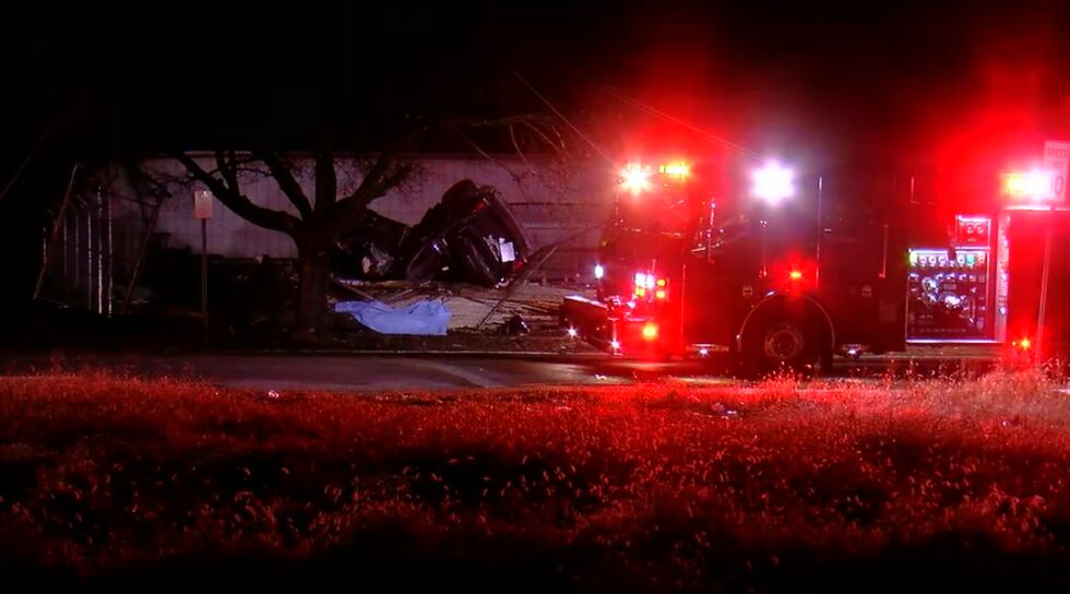 Two people killed in a car crash in Ensley Two people killed in a car crash in Ensley