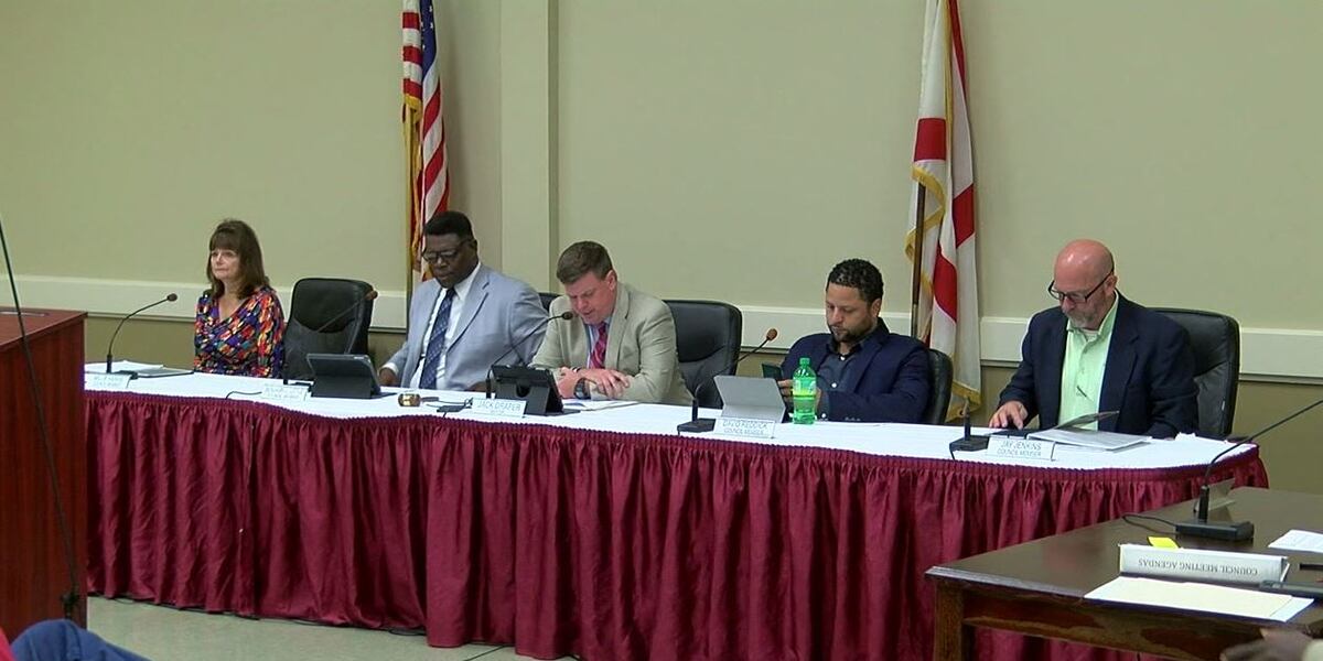 Anniston’s proposed zoning ordinance makes its way before city council Anniston’s proposed zoning ordinance makes its way before city council